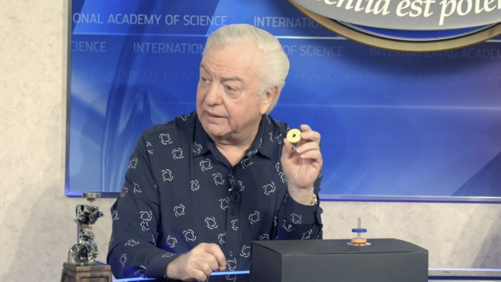 Science LIVE with Dr. Roger Billings | magnets